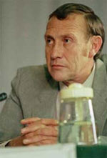 Gideon Nieuwoudt dies | South African History Online