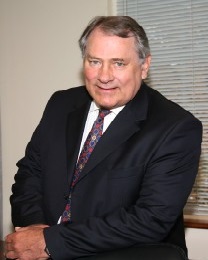 Dr Frederik van Zyl Slabbert resigns from parliament | South African ...