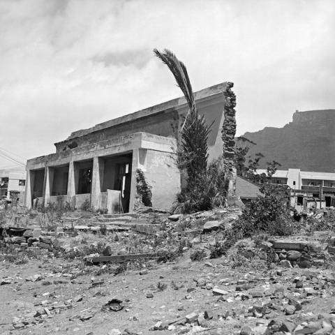 Destruction of houses during forced removals in District Six | South ...