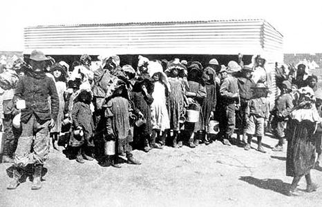 soupkitchen-concentrationcamp.jpg | South African History Online