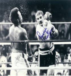 Gerrie Coetzee becomes the first South African boxer to win a world ...