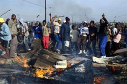 Xenophobic violence in democratic South Africa | South African History ...