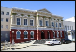 Town Hall, 25 Market Street, Uitenhage | South African History Online