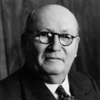 Prime Minister, D.F. Malan retires | South African History Online