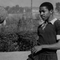 South African football legend Steve Mokone is born 23 March 1923 ...